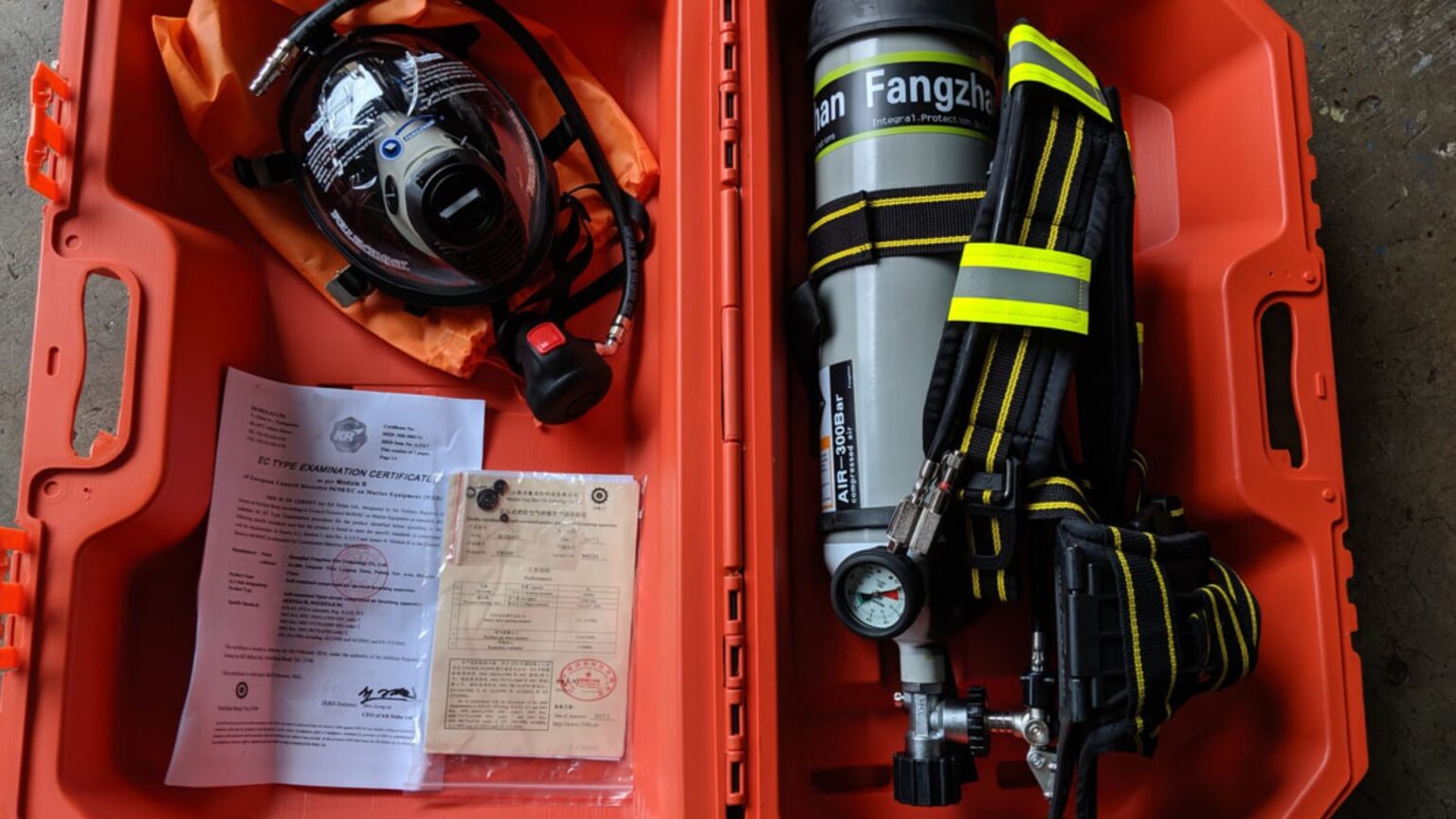 Breathe Safe, Work Safe: The Significance of Breathing Apparatus in the UAE